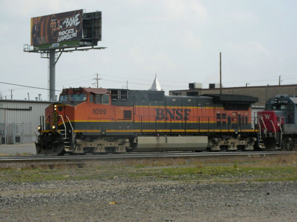 BNSF 1099